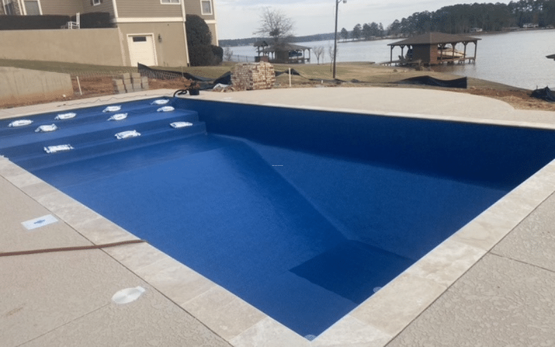 Smith Pools | Expert Pool & Hot Tub Services